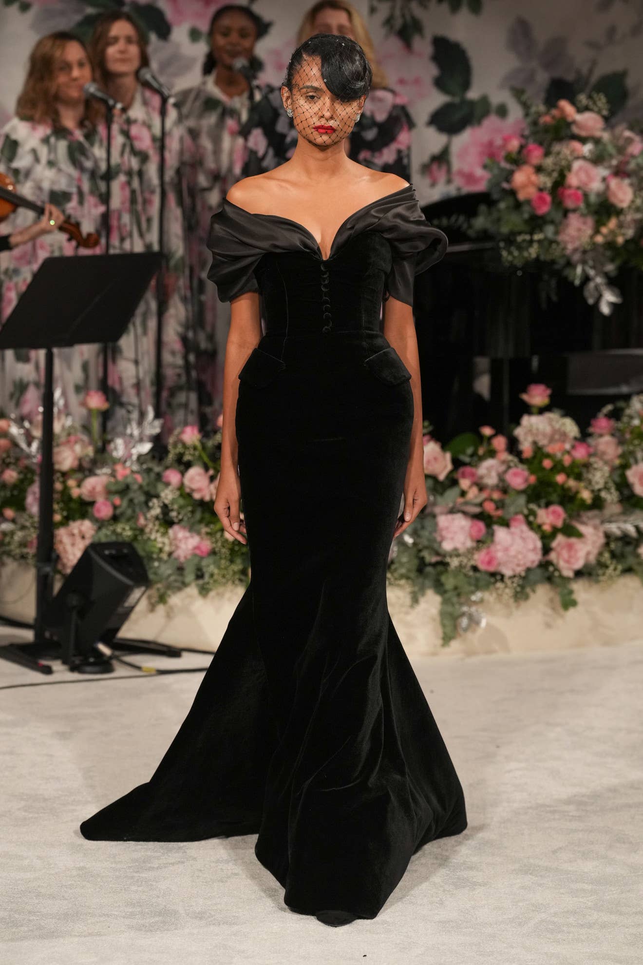 Richard Quinn Fall 2024 Is a Bridal-Inspired Continuation of Spring ...