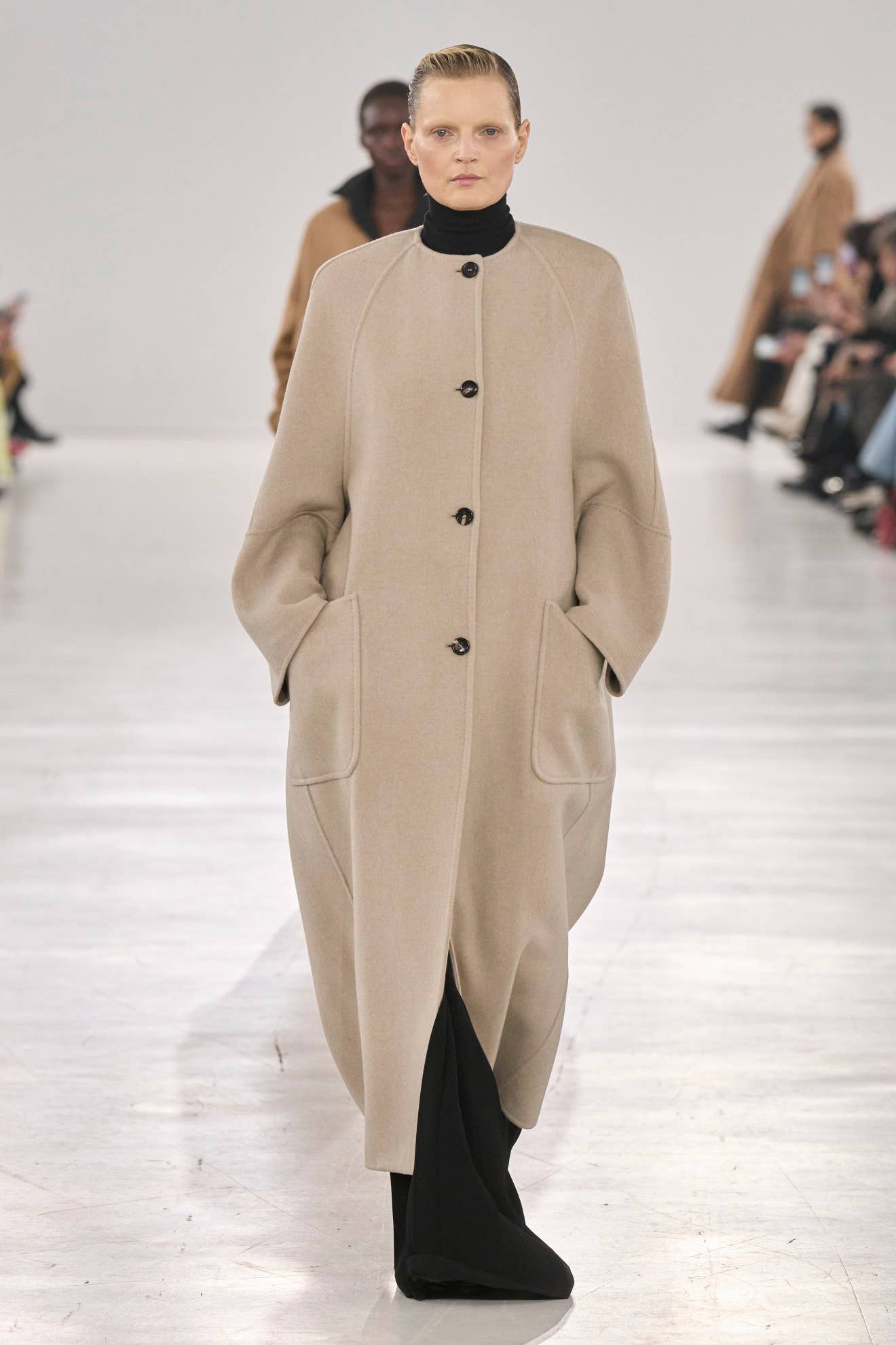 Max Mara's Fall 2024 Collection Is a Lesson in Layering Your Knits ...