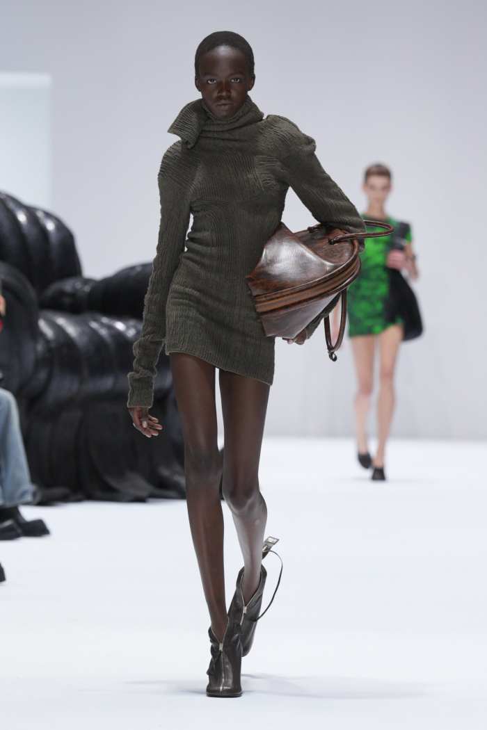 Acne Studios Plays With Sculptural Leather and Denim for Fall 2024 ...