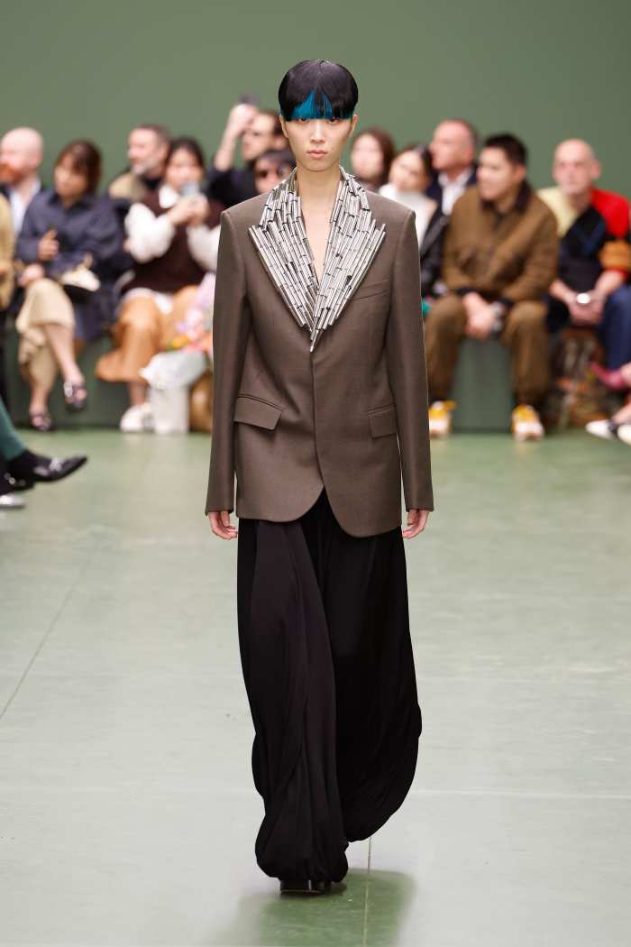 You'll Want to Zoom in on Every Look From Loewe Fall 2024 - Fashionista
