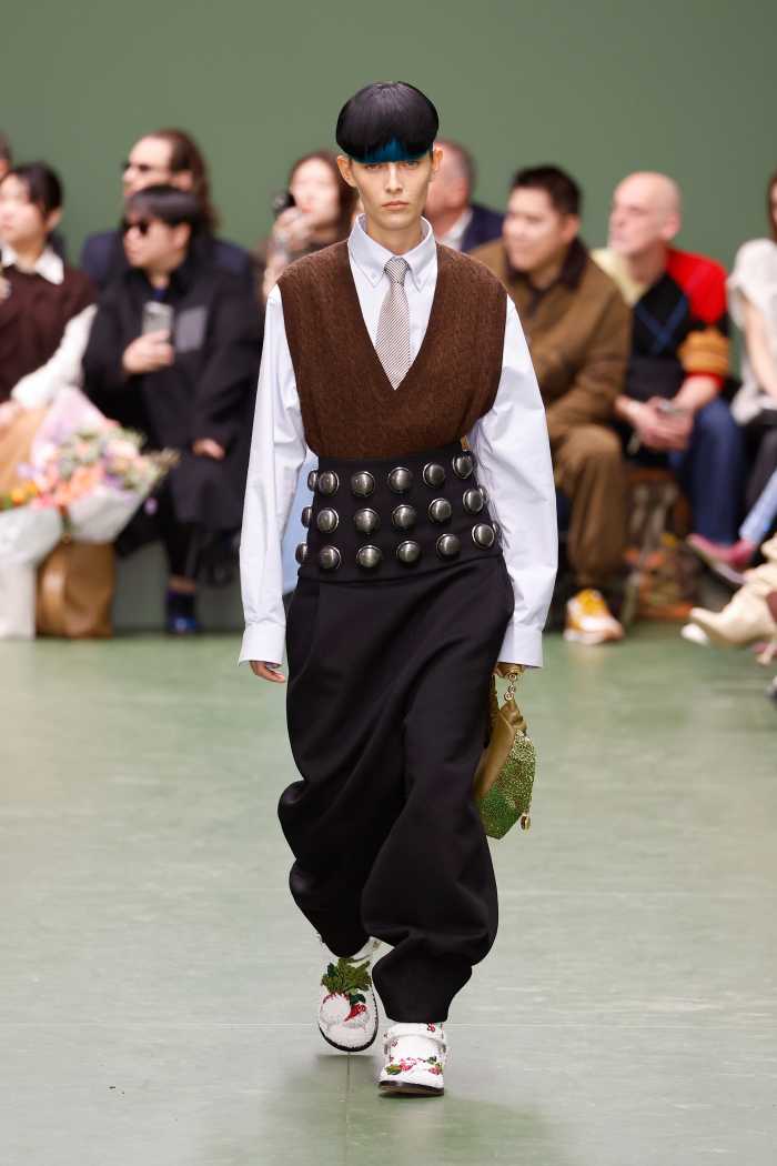 You'll Want to Zoom in on Every Look From Loewe Fall 2024 - Fashionista