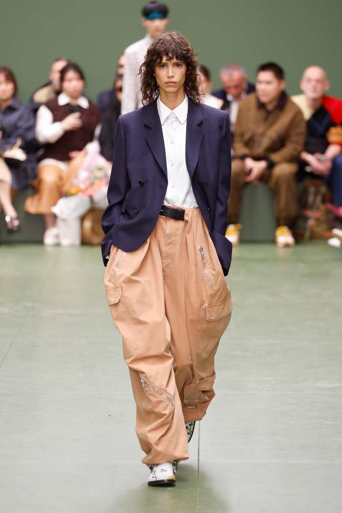 You'll Want to Zoom in on Every Look From Loewe Fall 2024 - Fashionista