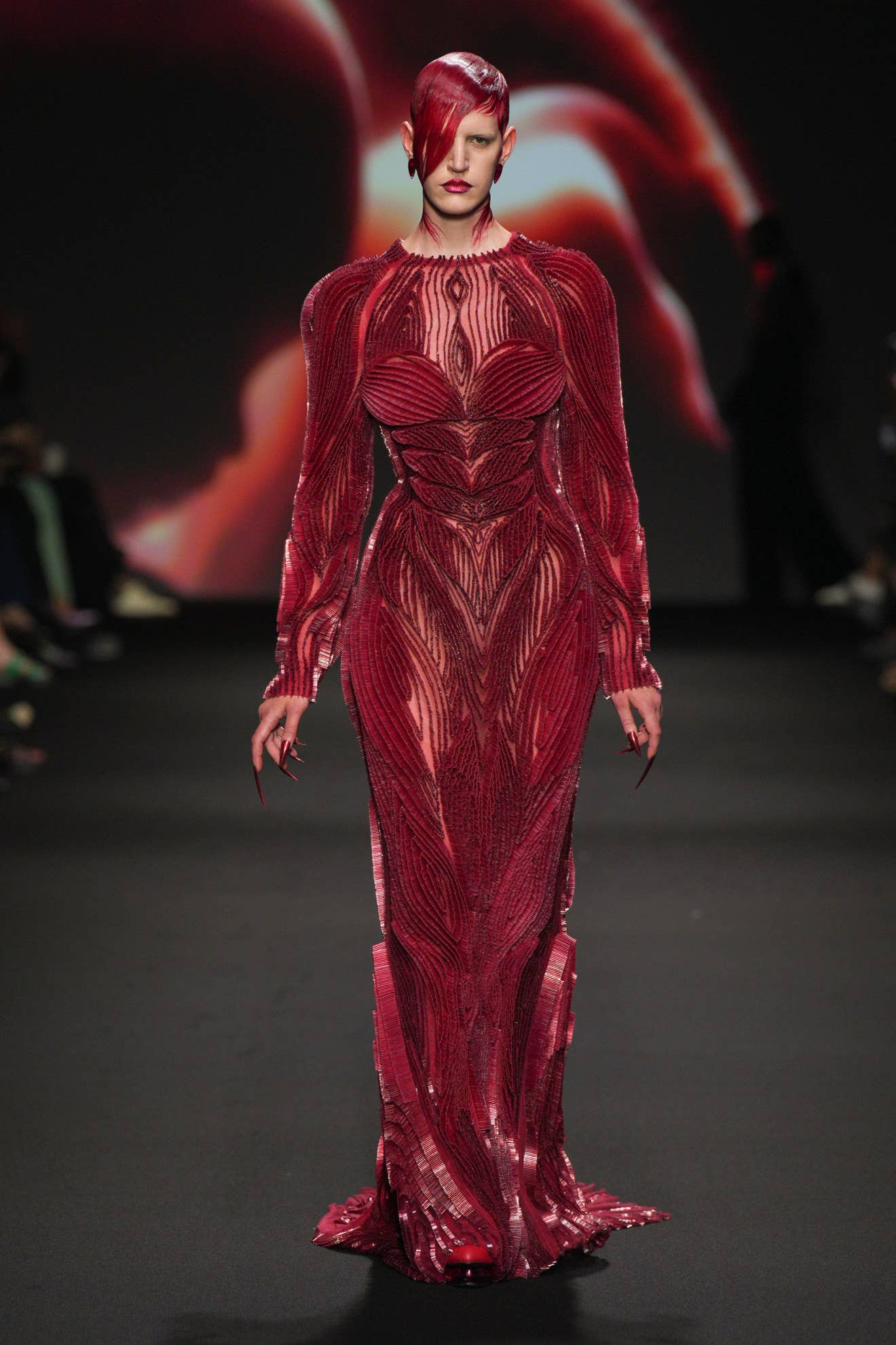 Robert Wun Expands on His Signature Shapes for Fall 2024 Haute Couture ...