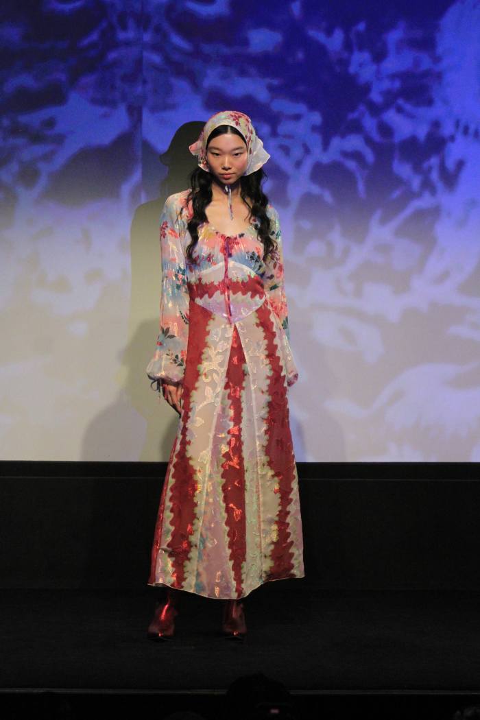 Anna Sui Uses Iridescent and Metallic Textures to Explore the Ocean's ...
