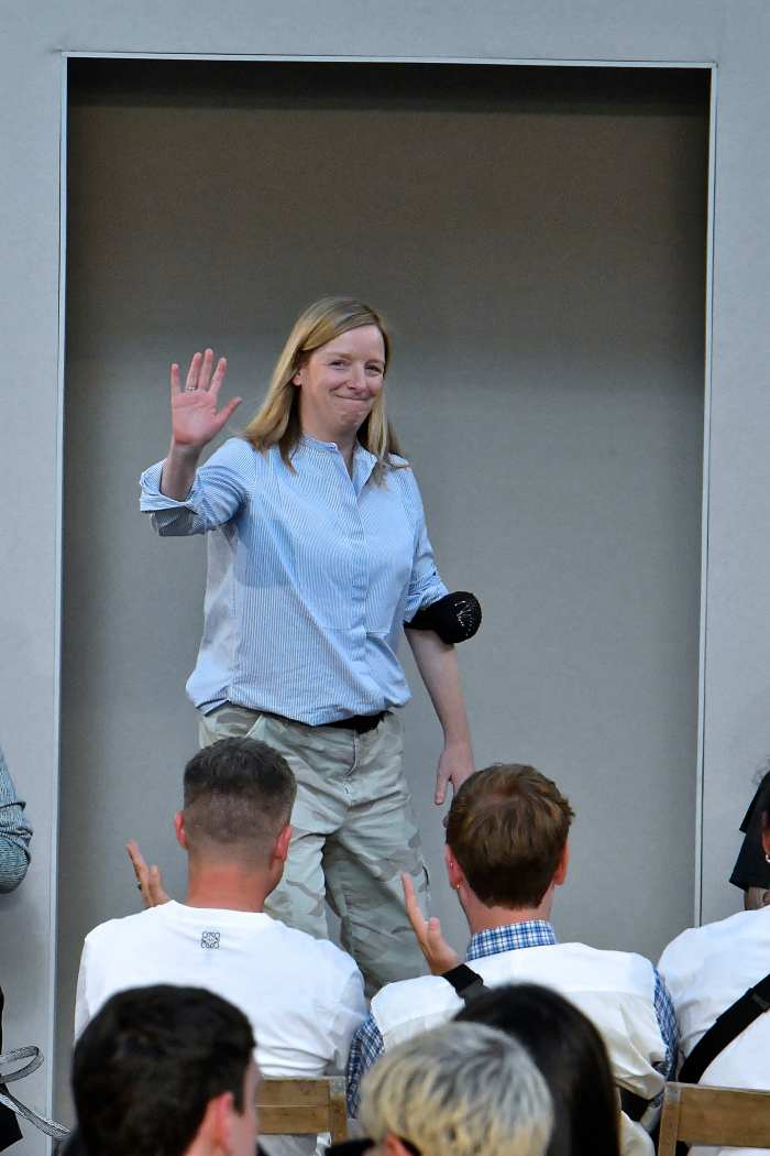 After 2 Decades Together, Sarah Burton Is Leaving Alexander McQueen ...