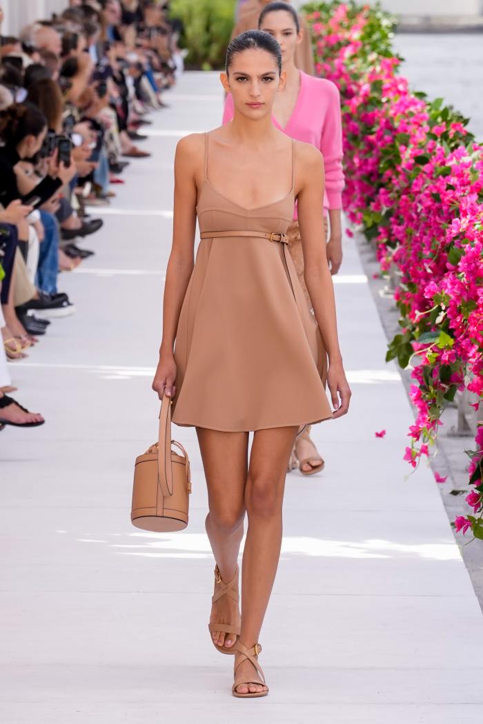 Michael Kors Collection Wants Us to Blend Into Our Clothing This Spring ...