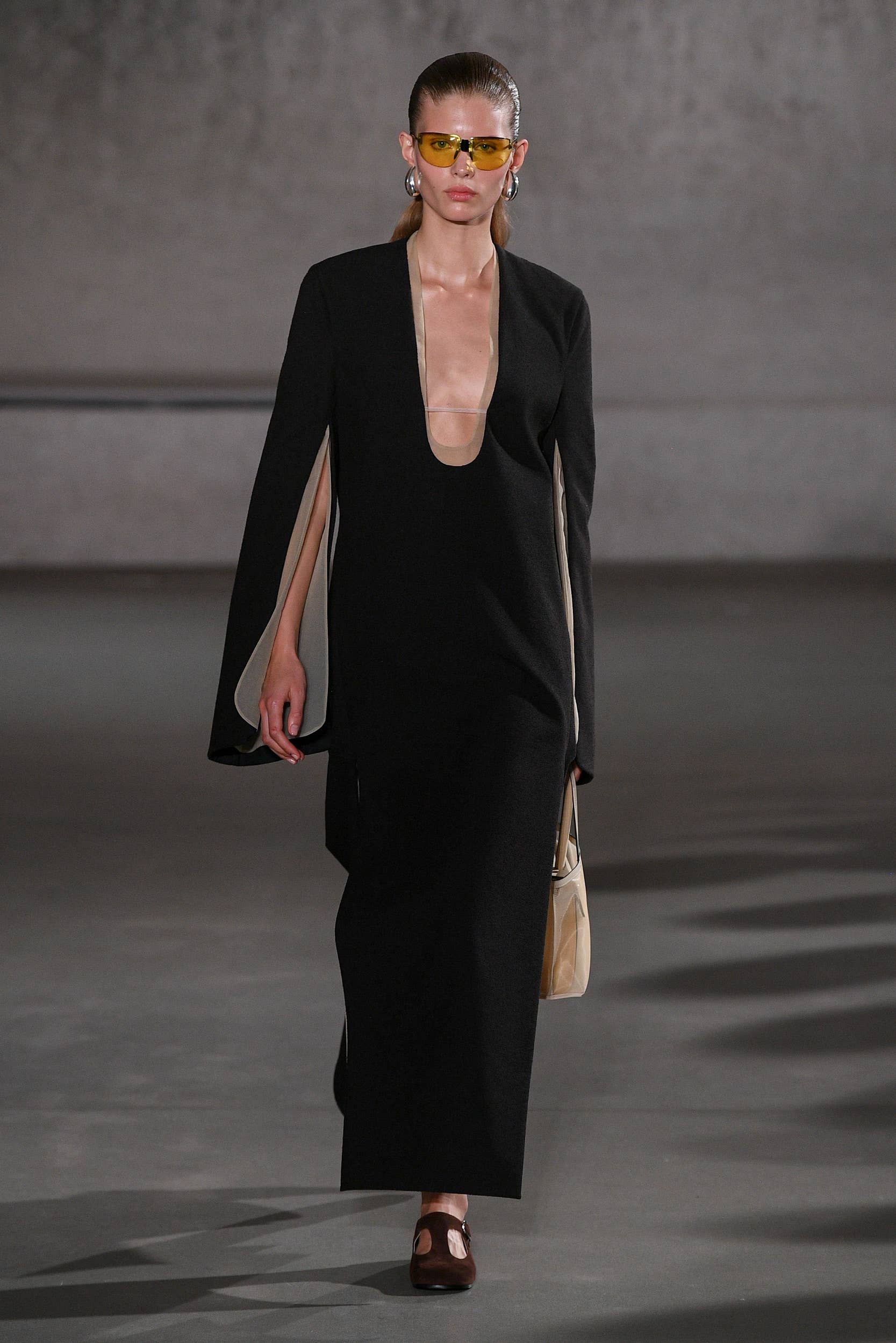 Tory Burch Goes Mini for Spring 2024 - Fashionista