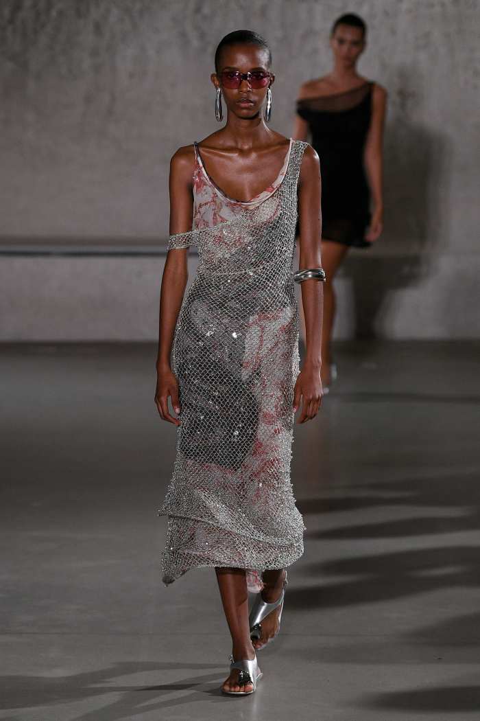 Tory Burch Goes Mini for Spring 2024 - Fashionista