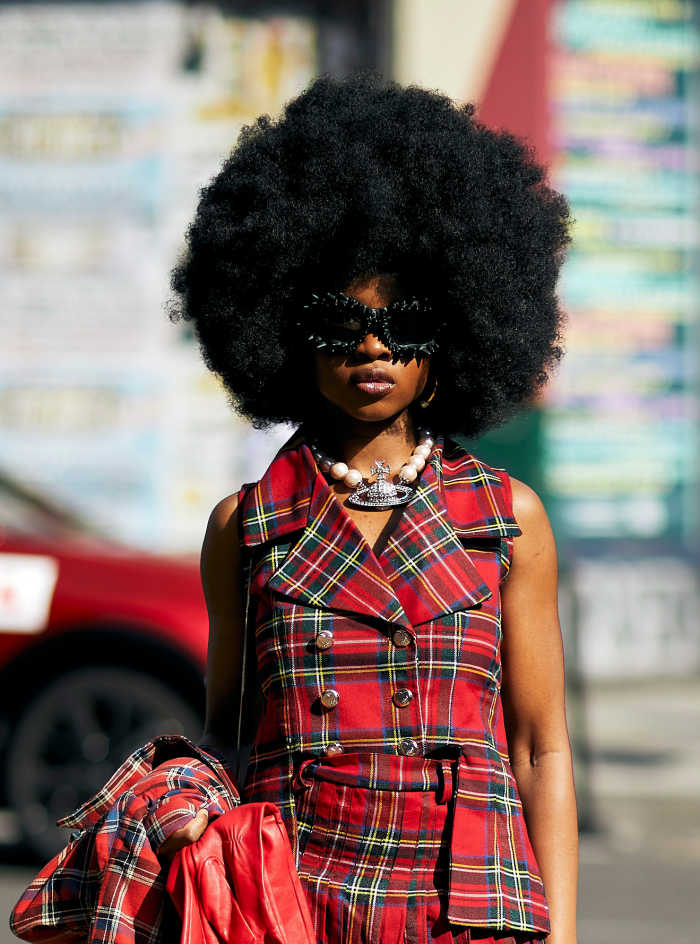 The 29 Best Street Style Beauty Looks From London Fashion Week Spring ...