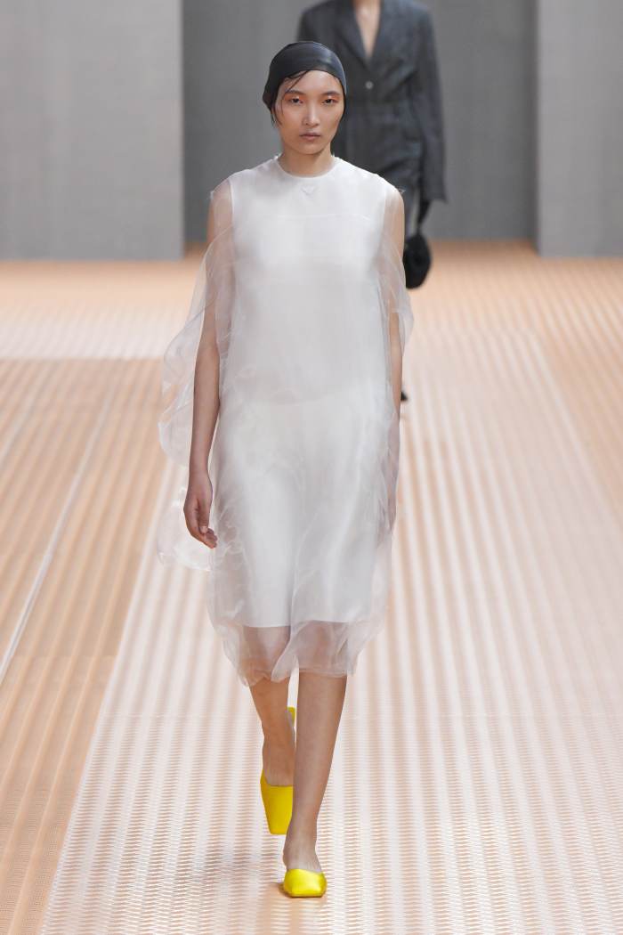 You Have to See Prada's Spring 2024 Collection in Motion - Fashionista