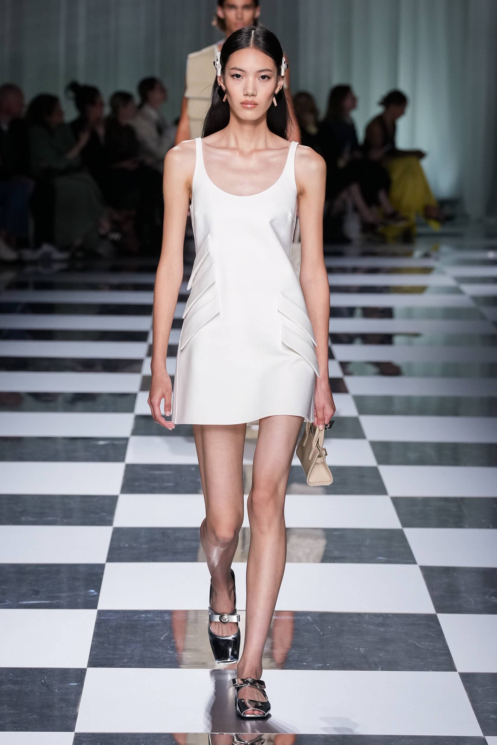 Natalia Bryant Makes Runway Debut Alongside Kendall Jenner and Gigi ...