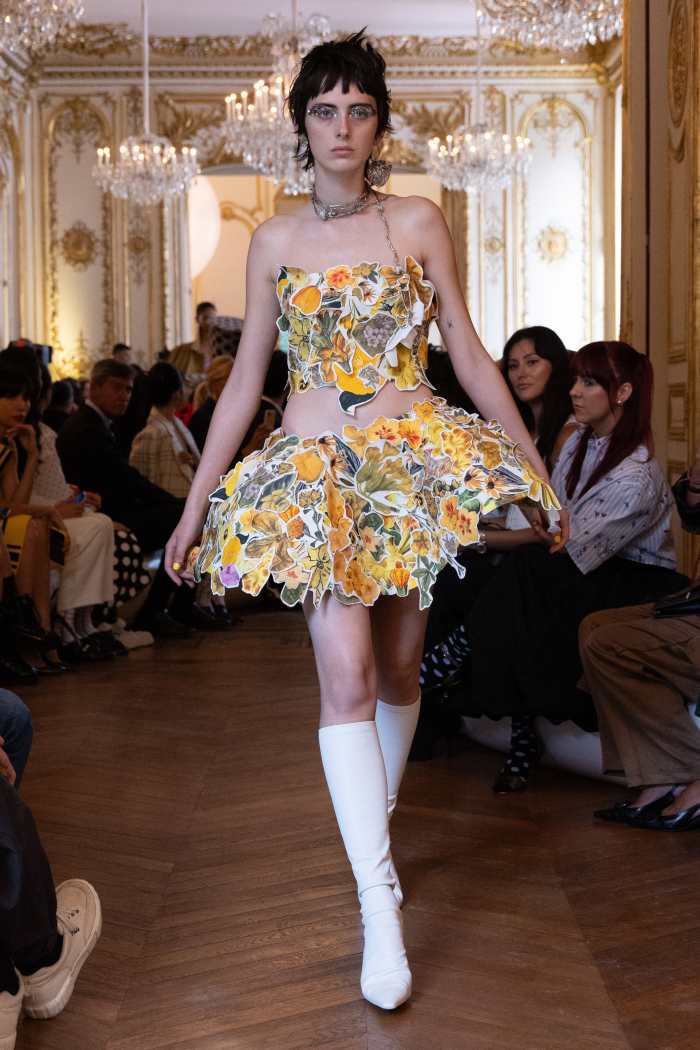 Marni's First Show in Paris Involved Actually-Groundbreaking Florals ...