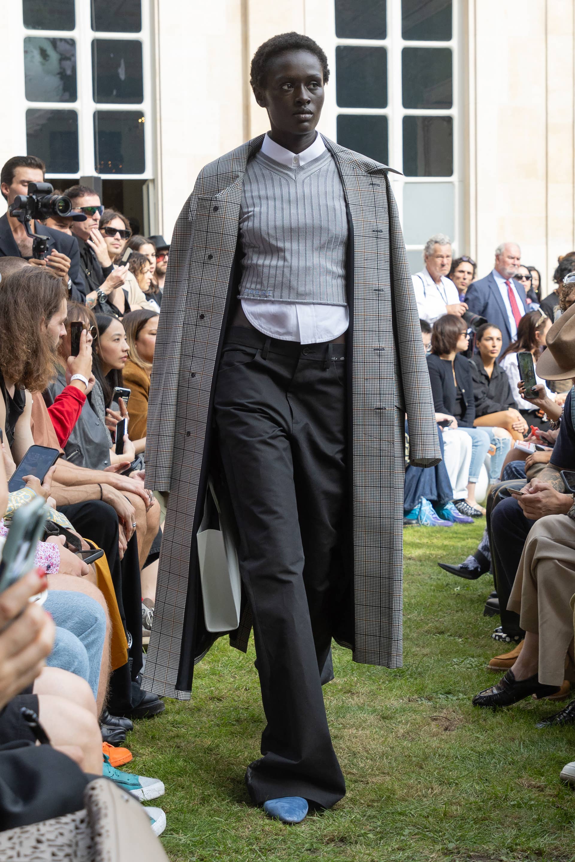 Marni's First Show in Paris Involved Actually-Groundbreaking Florals ...