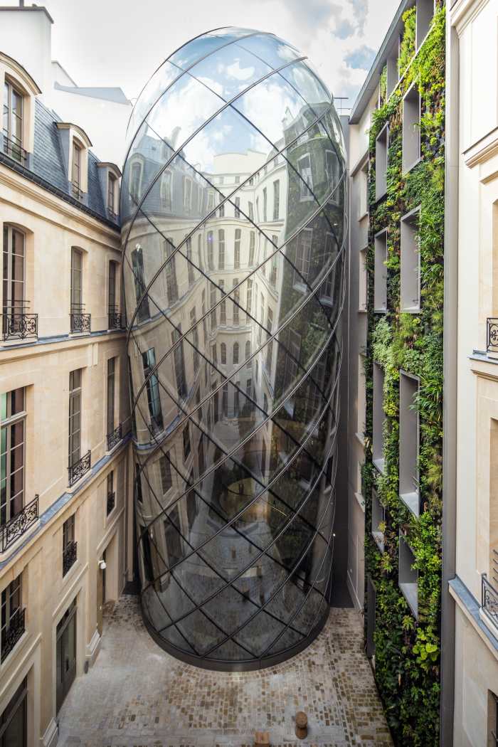 Inside L'Oréal's New 45,208-Square-Foot Innovation Center in Paris ...