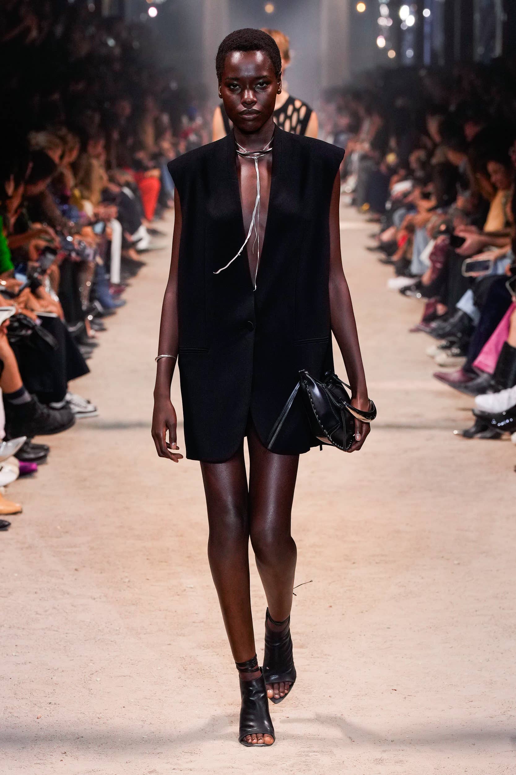 Isabel Marant Pares it Back for Spring 2024 - Fashionista