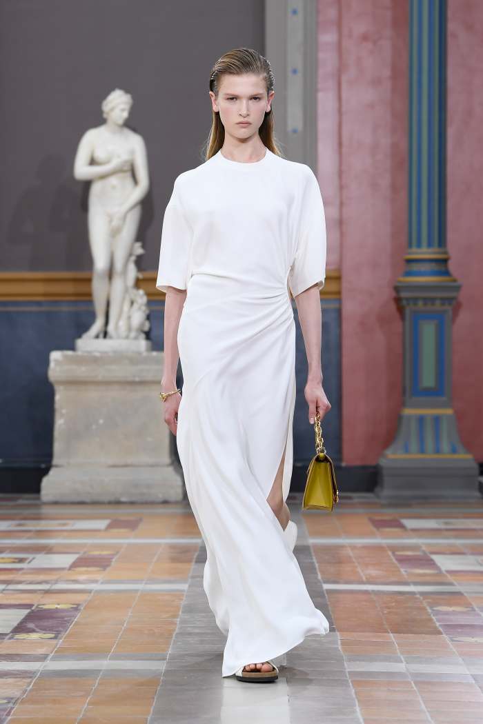 Pierpaolo Piccioli Takes an Artful Approach to Cutouts for Valentino ...