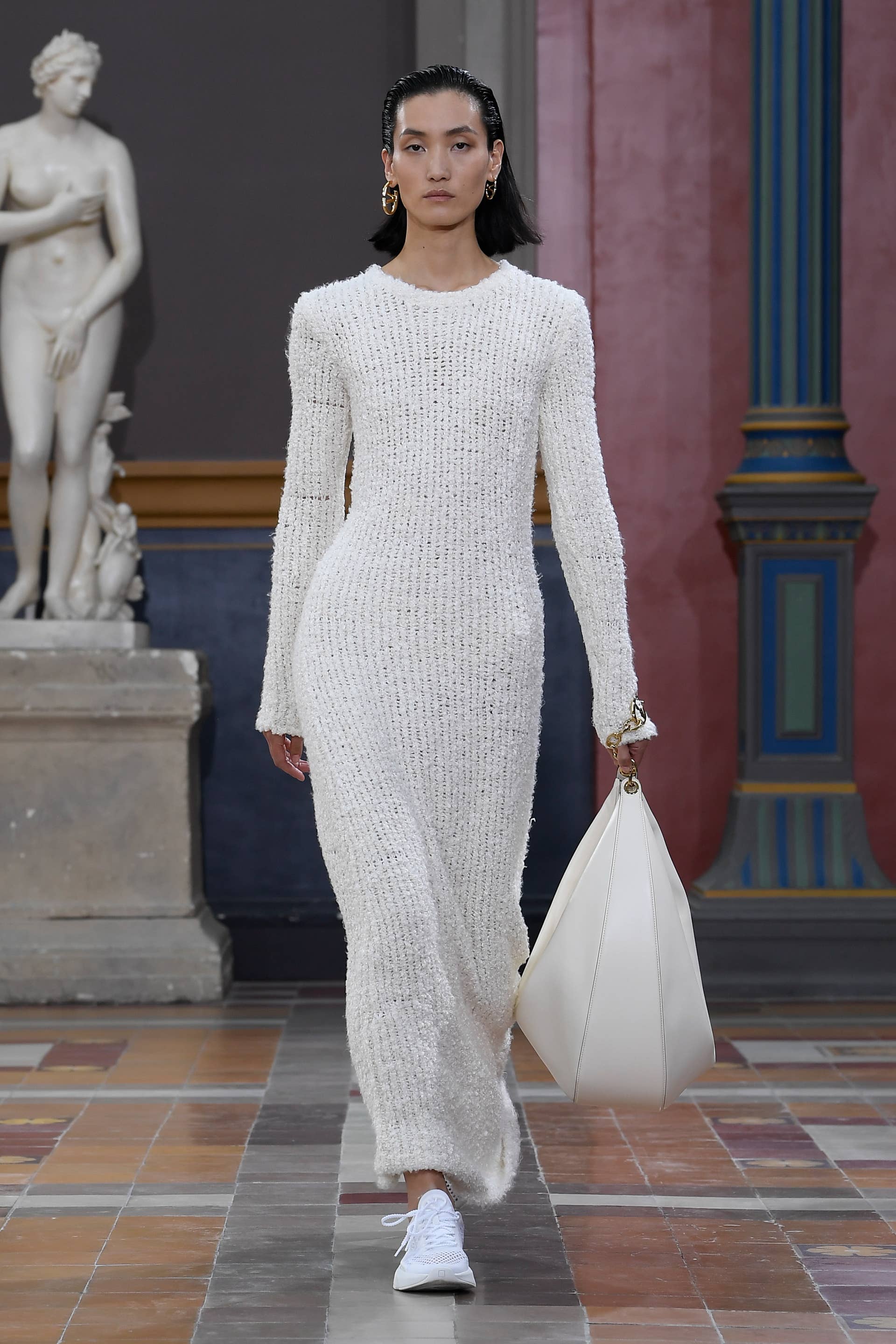 Pierpaolo Piccioli Takes an Artful Approach to Cutouts for Valentino ...