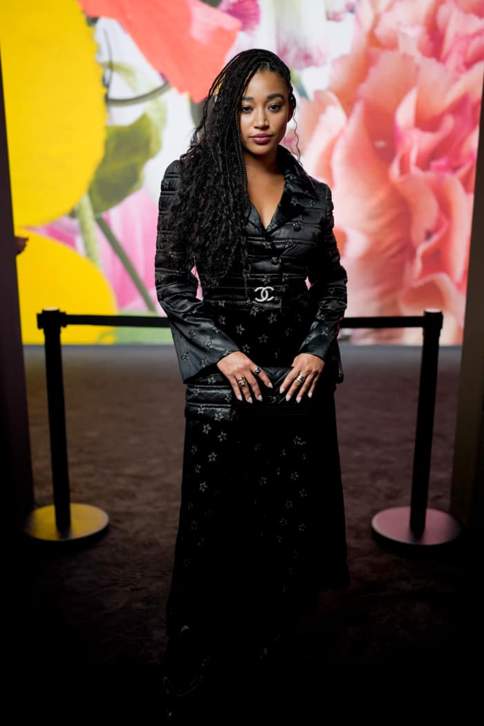 Jennie, Brie Larson and Other Stars Wore Their Best Tweed to the Chanel ...