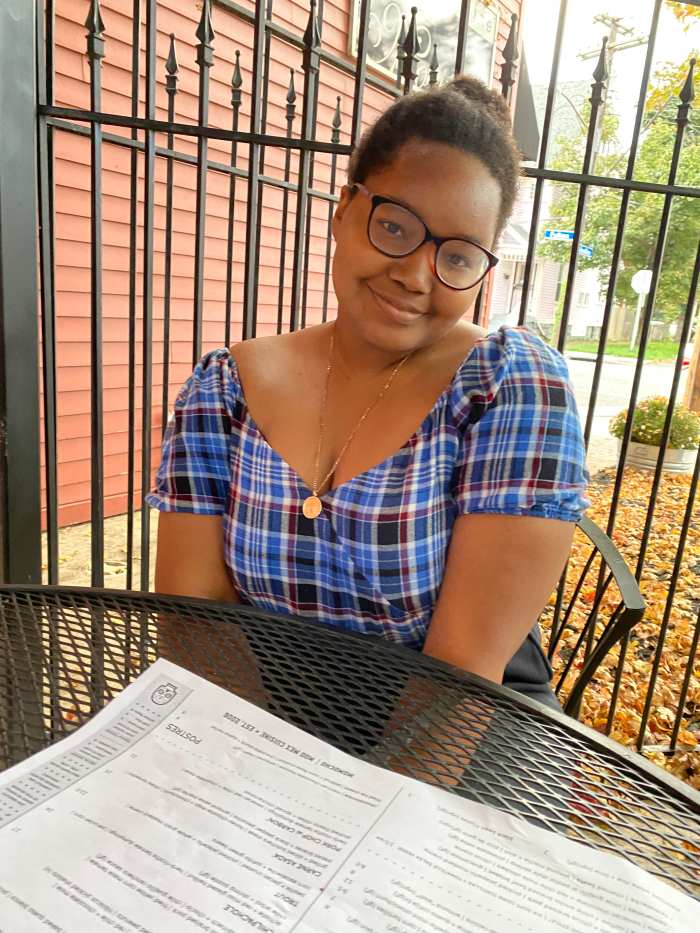 Hi Fashionista! I'm Janelle - Fashionista