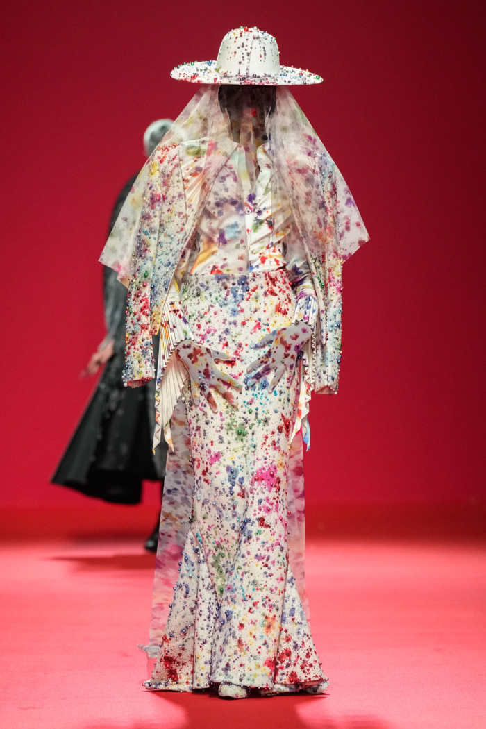 Robert Wun Does Horror Couture — Complete With Bejeweled Blood and ...