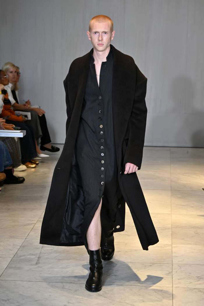 See the Standout Looks From Student Designers at FIT's 2025 MFA Fashion ...