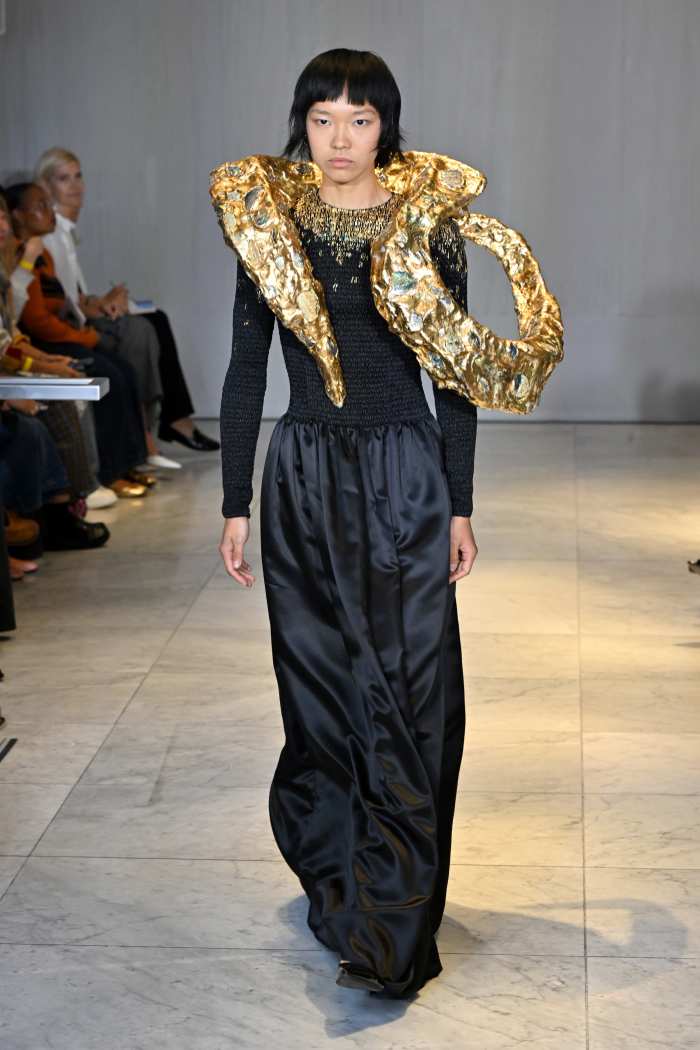 See the Standout Looks From Student Designers at FIT's 2025 MFA Fashion ...