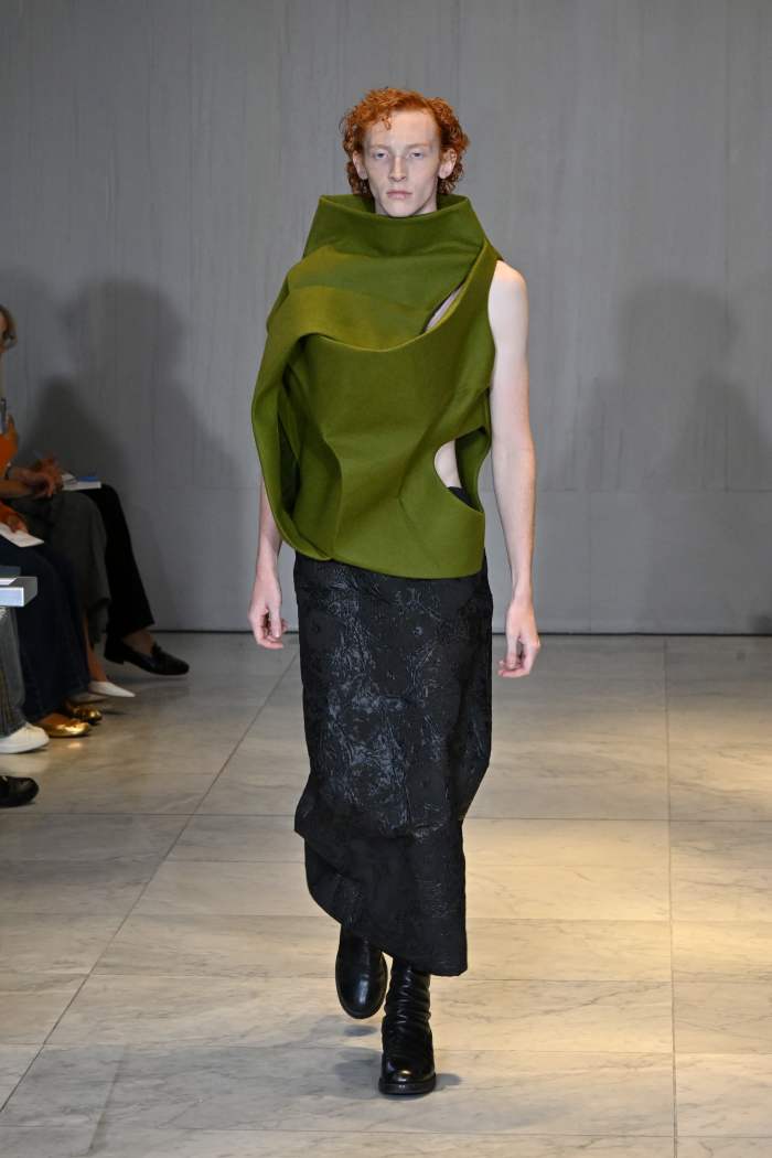 See the Standout Looks From Student Designers at FIT's 2025 MFA Fashion ...