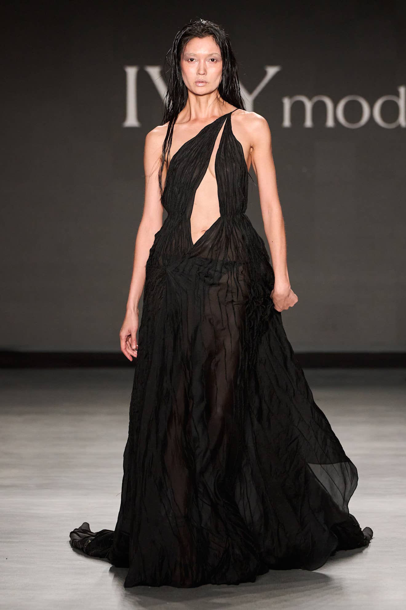 A Gen-Z Creative Director Takes the Reins at Ivy Moda Spring 2026 ...
