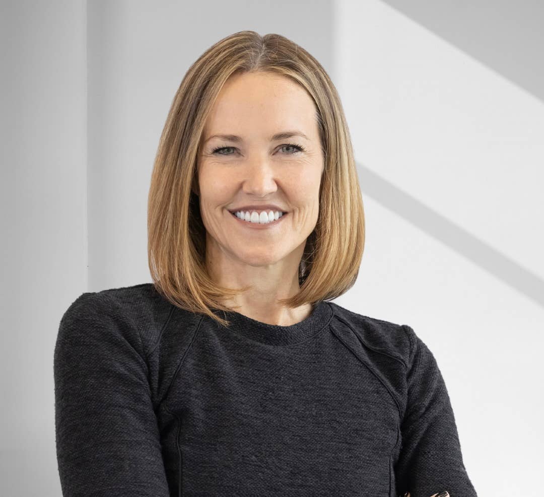 How Sarah Davis Turned Her Ebay Shop Into the Fashionphile Empire ...