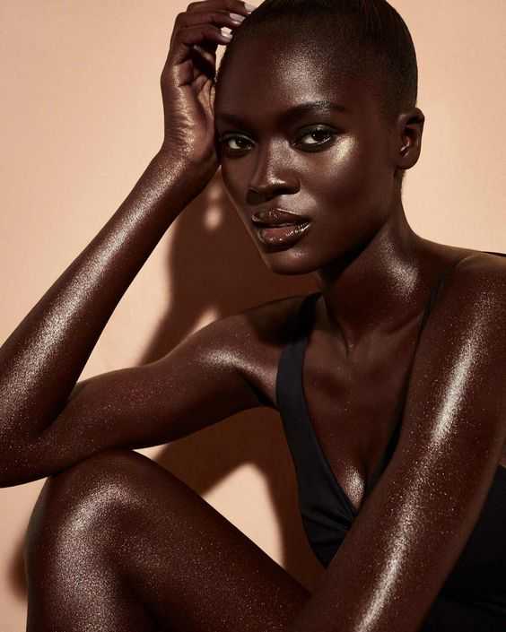 18 Body Bronzers and Highlighters For an Amazing Glow - Fashionista