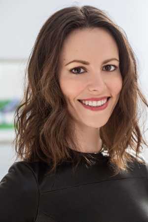 With 'Anna: The Biography,' Amy Odell Demystifies One of Fashion's ...