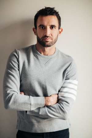 Celebrity Fashion Stylist Andrew Gelwicks Is Looking For Interns To ...