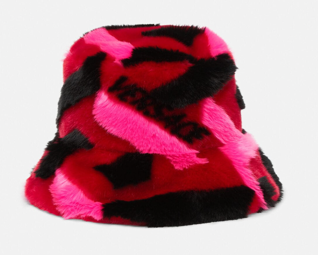 26 Fuzzy Bucket Hats That Make Winter Accessorizing More Fun - Fashionista