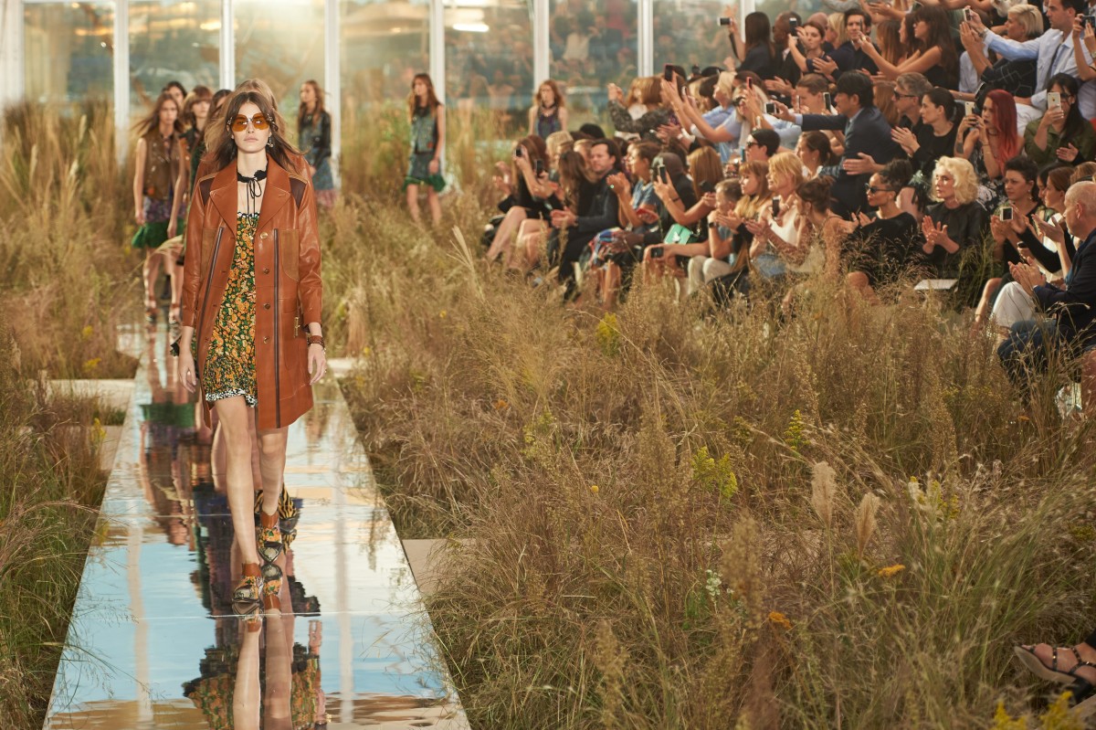 How the Most Instagram-Worthy Set Designs From New York Fashion Week ...