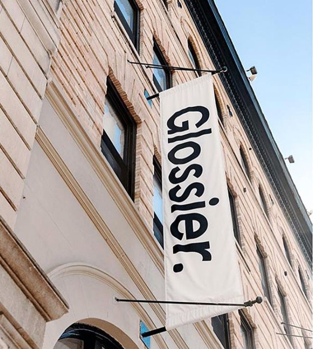Glossier Is Poised to Hire Nearly 300 New Employees In New York ...