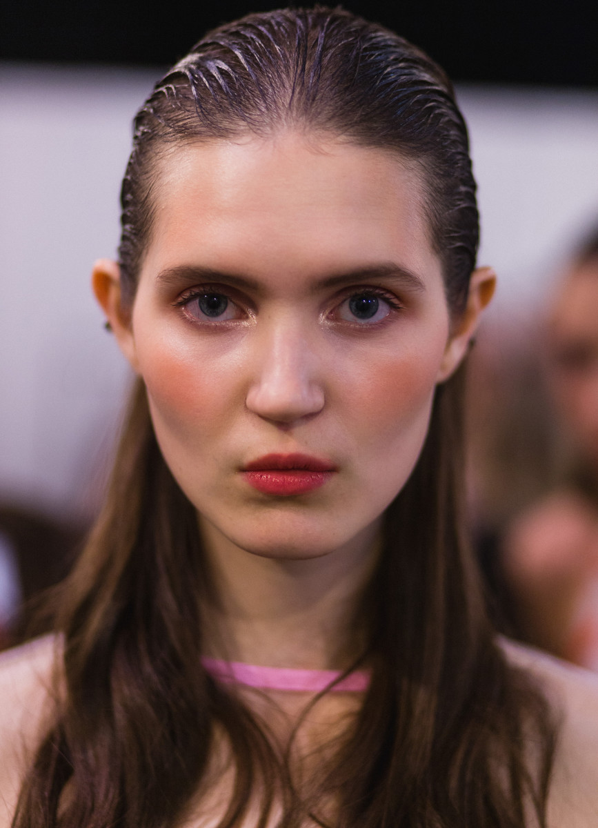 Mary Kay Makeup Artist Luis | Saubhaya Makeup