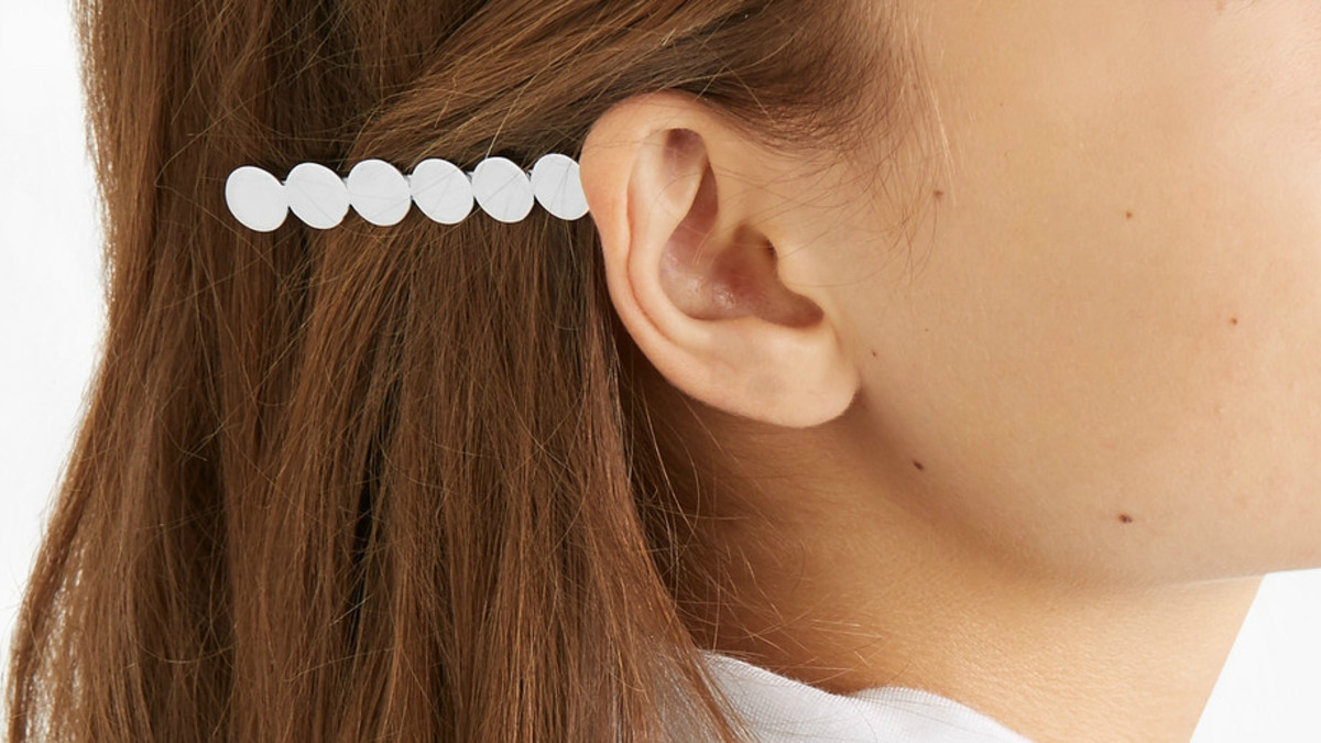 An Exorbitantly Expensive Barrette That Would Make Maura's Hair Look ...