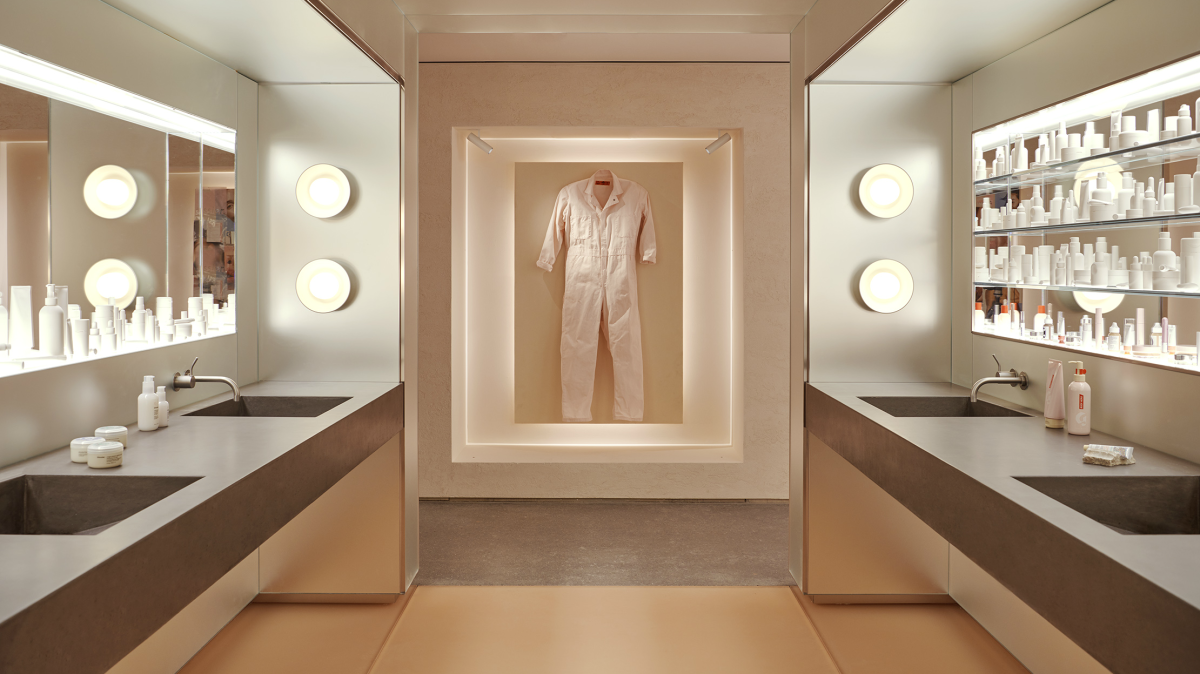 Inside Glossier's New Flagship and 'Experiential Boy Brow Room ...