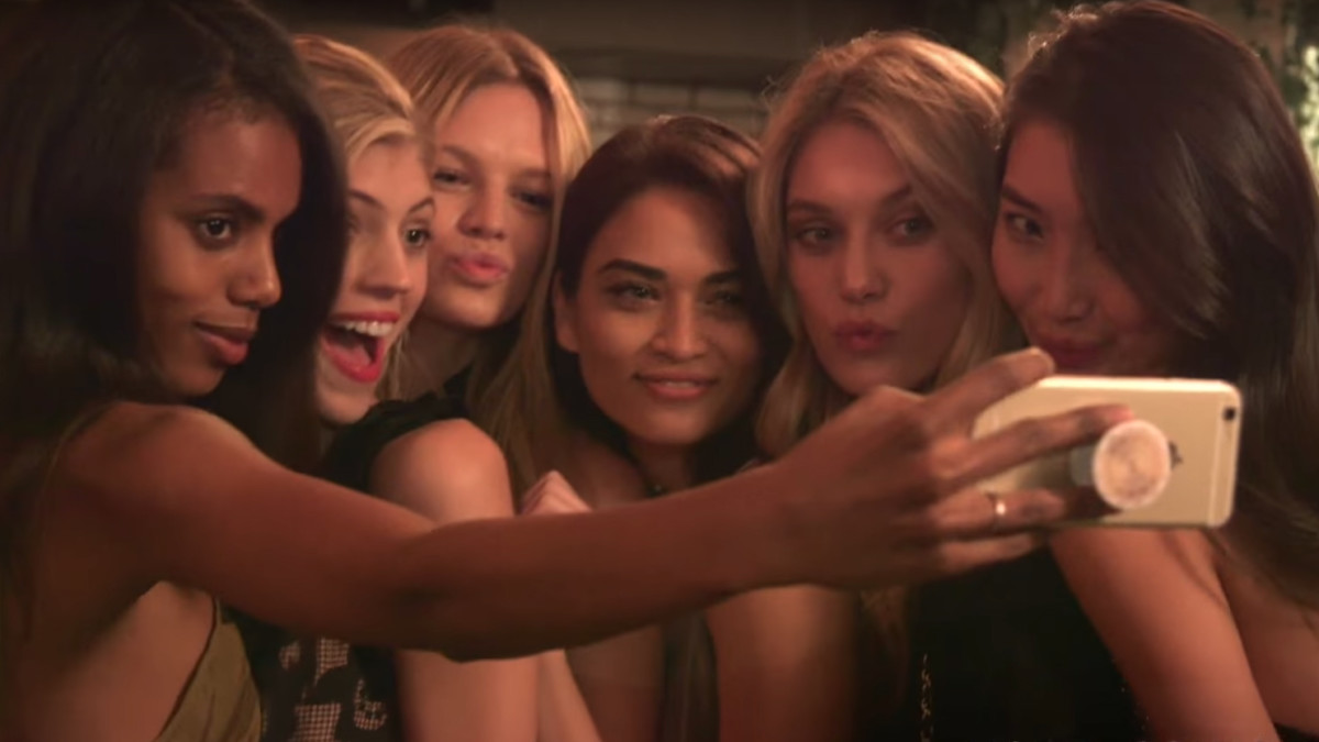 Model Squad E! Network Channel Docuseries Show - Fashionista