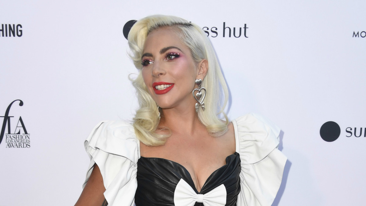 See What Everyone Wore to the 'Daily Front Row' Fashion Awards ...