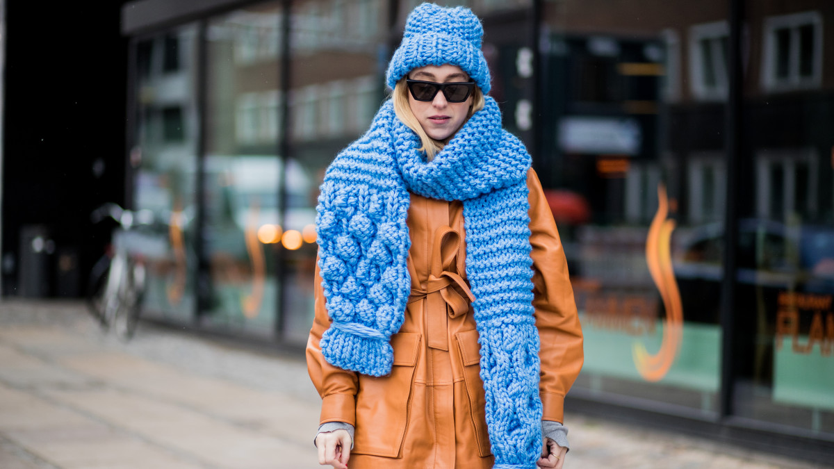 13 Knitting Essentials on Sale That'll Inspire You to Take Up the Cozy ...