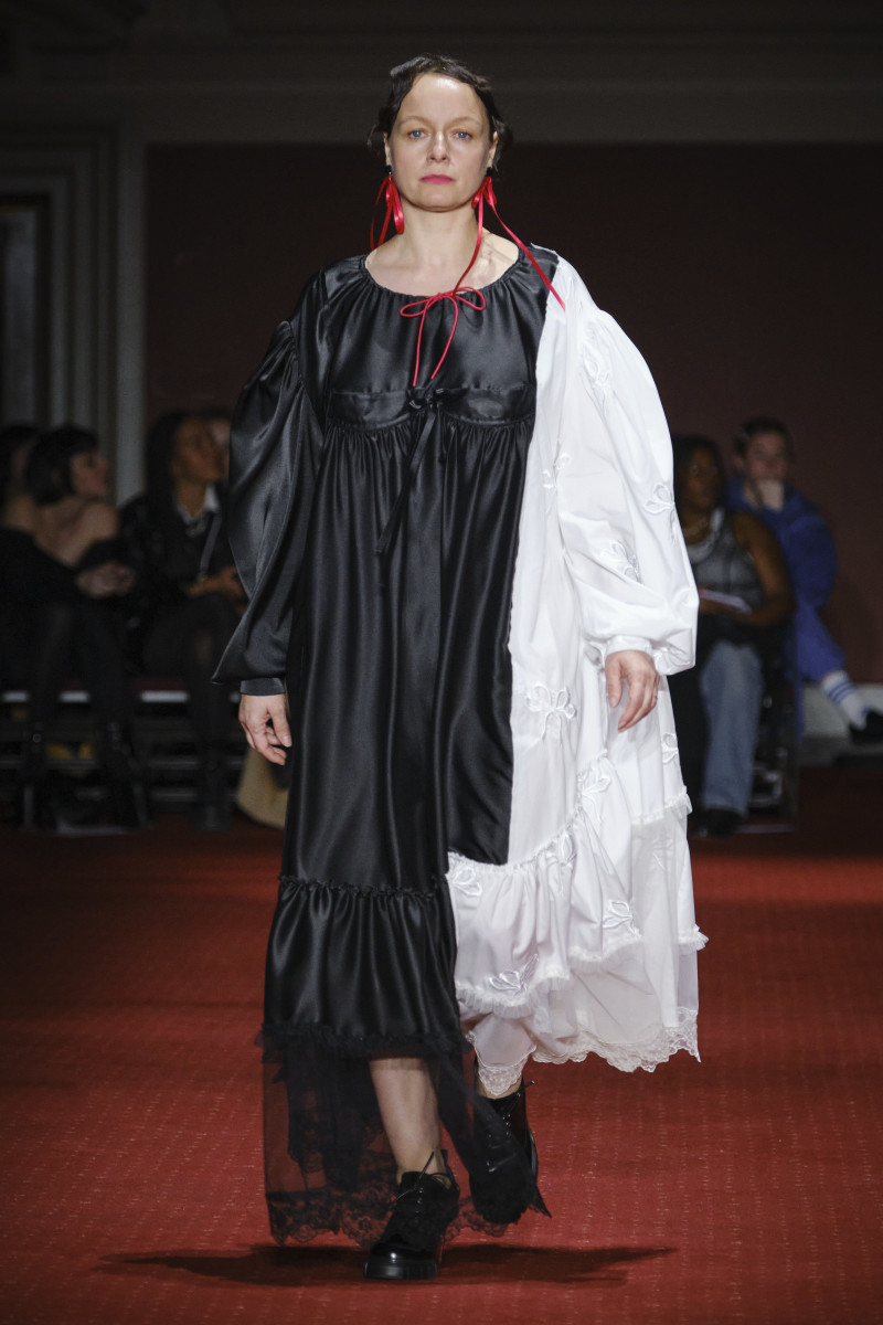 Simone Rocha Fall 2023 - Fashionista