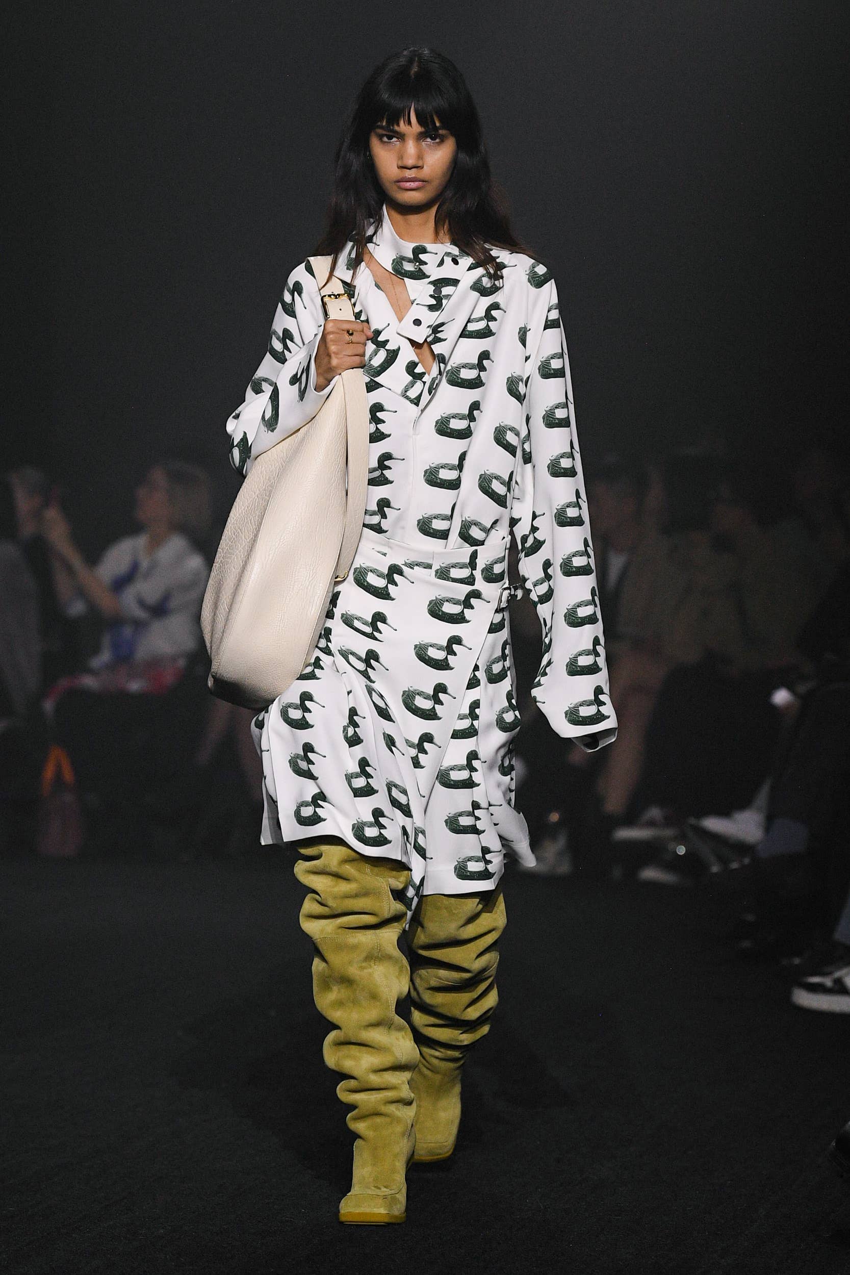 Burberry Fall 2023 - First Collection by Daniel Lee - Fashionista