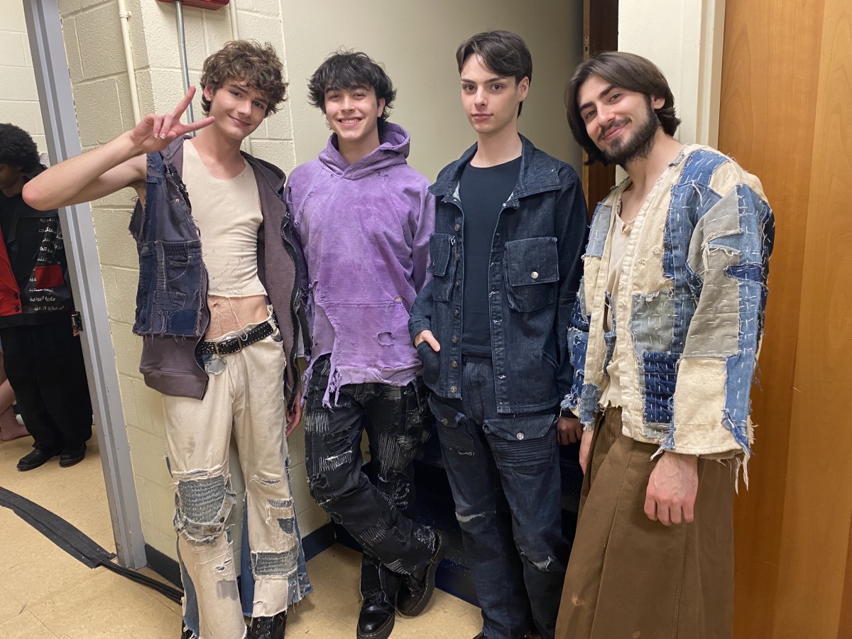 What It's Like Working Backstage at a Fashion School Runway Show ...