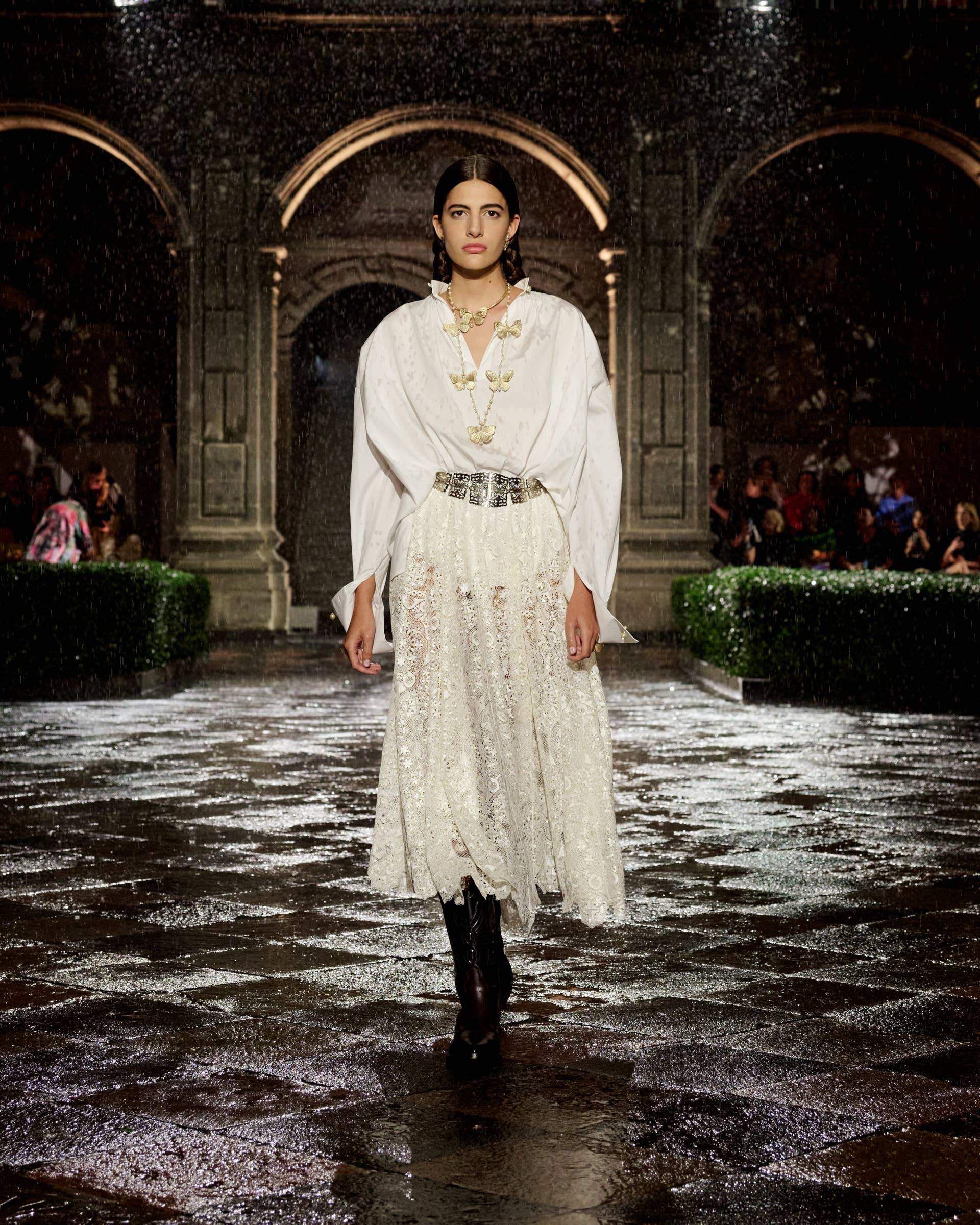 Dior Collaborates With Mexican Artisans for Cruise 2024 - Fashionista