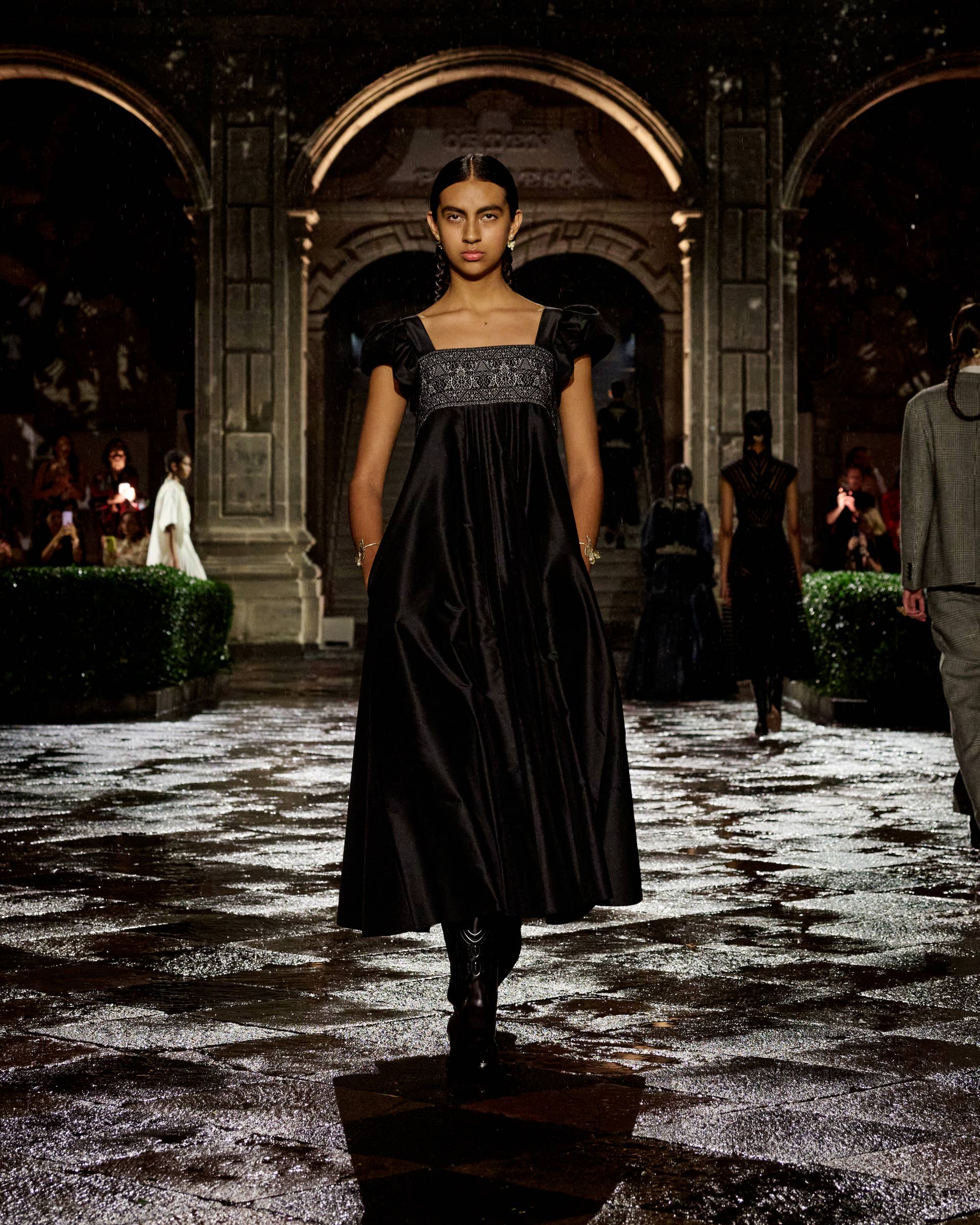 Dior Collaborates With Mexican Artisans for Cruise 2024 - Fashionista