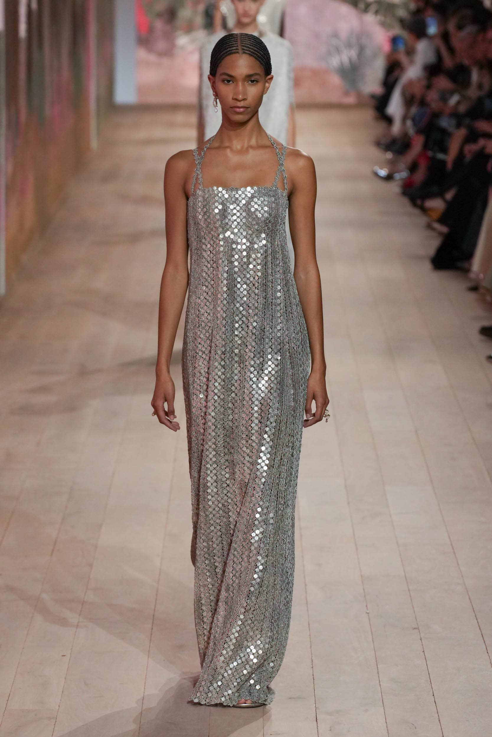 Dior Presents a Neutral-Toned, Greek Goddess-Inspired Couture ...