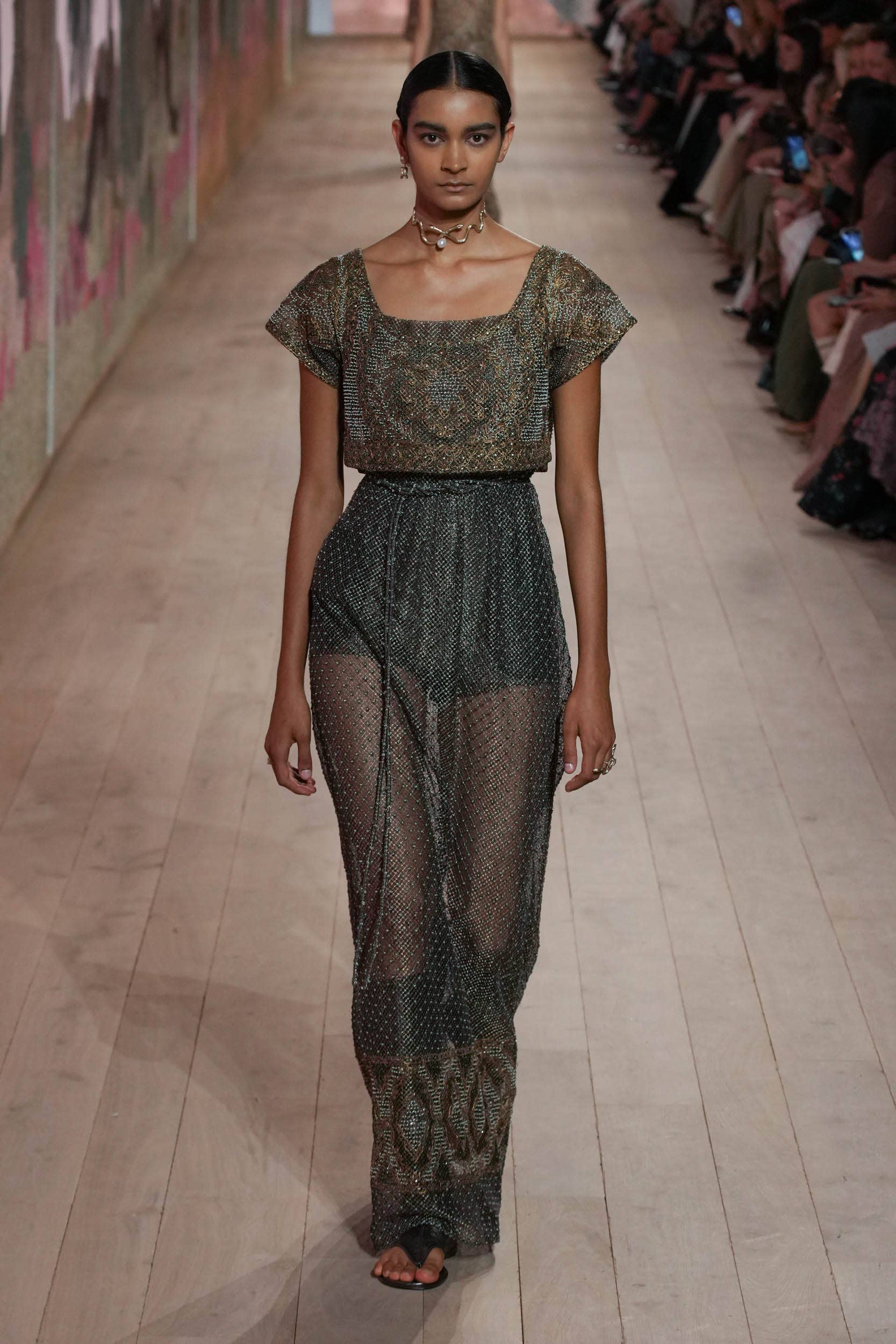Dior Presents a Neutral-Toned, Greek Goddess-Inspired Couture ...