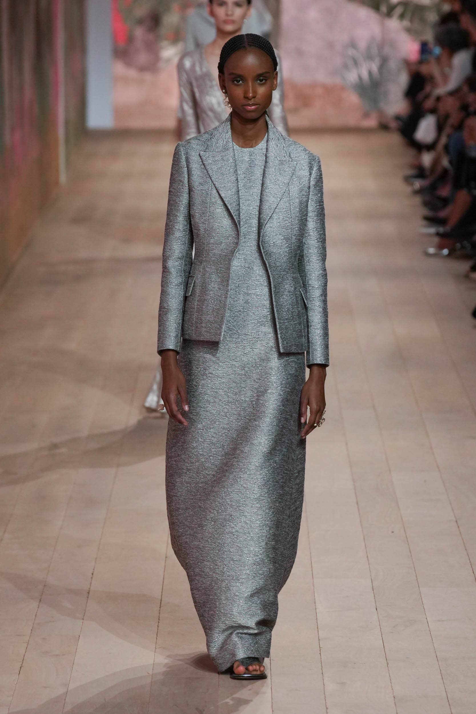Dior Presents a Neutral-Toned, Greek Goddess-Inspired Couture ...