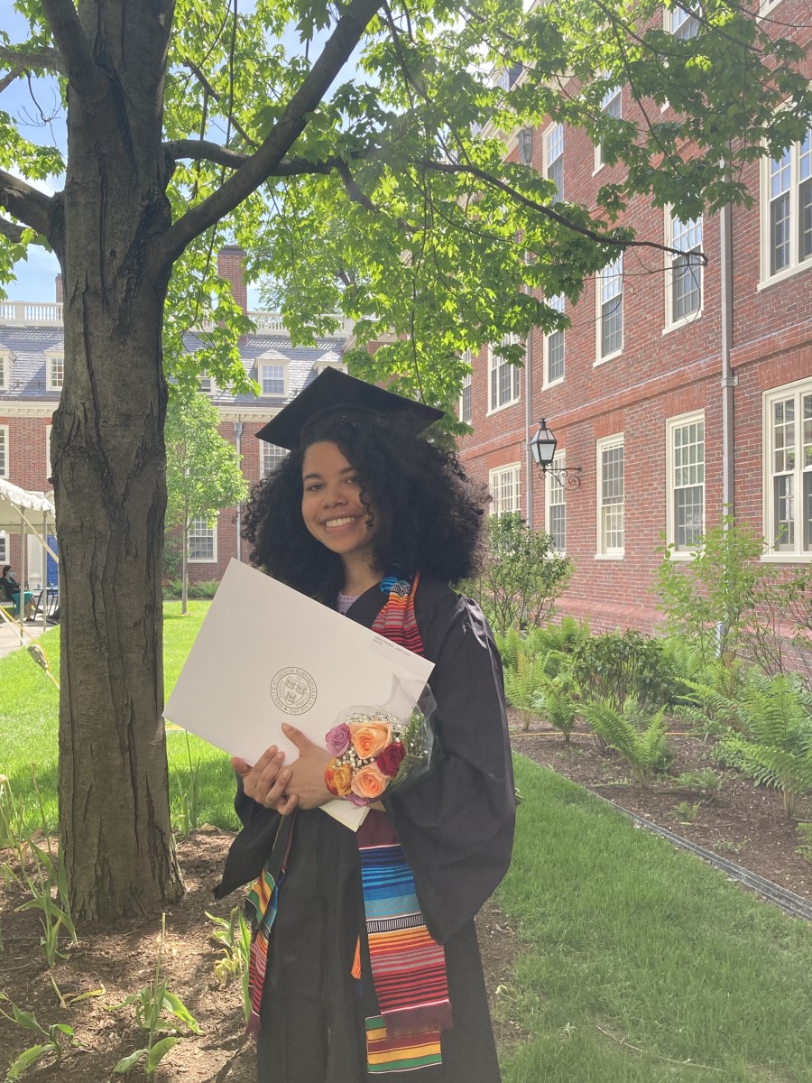 Hi Fashionista! I'm Andrea - Fashionista